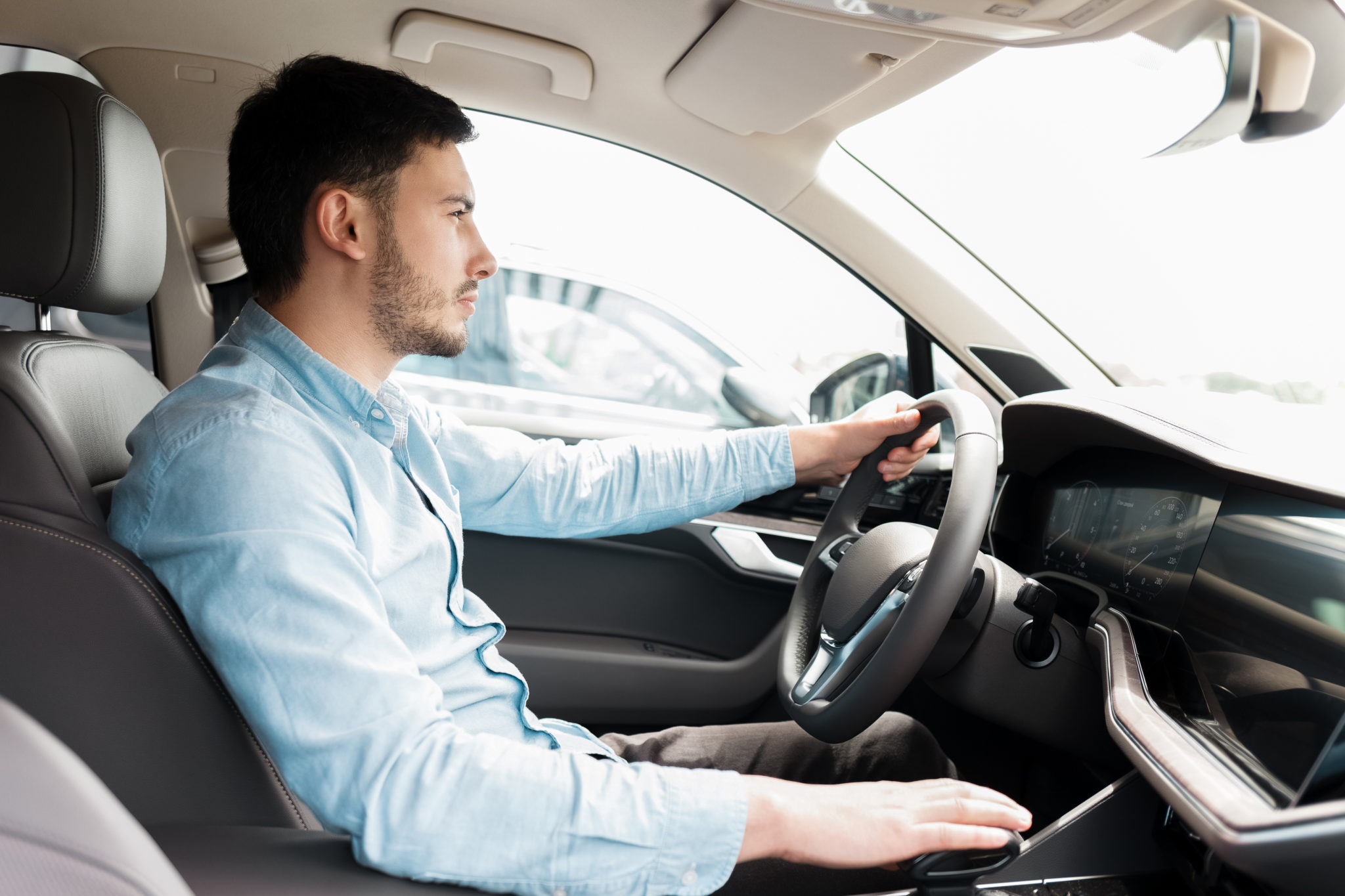 Frenar con el motor: ¿Qué es y para qué sirve? – Autolab