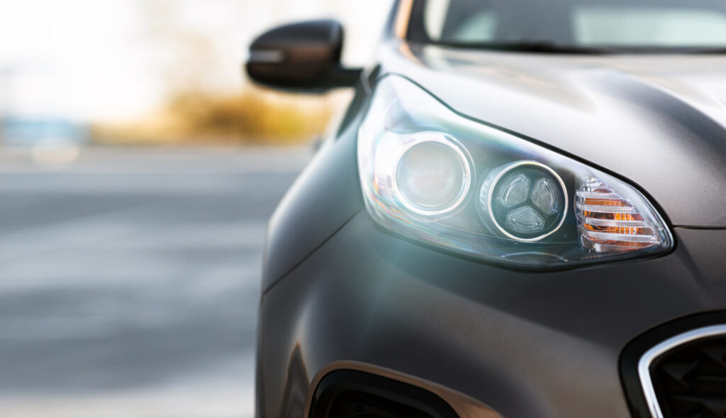 Bombillos para Carros: ¿Son Seguros y Legales? | Autolab