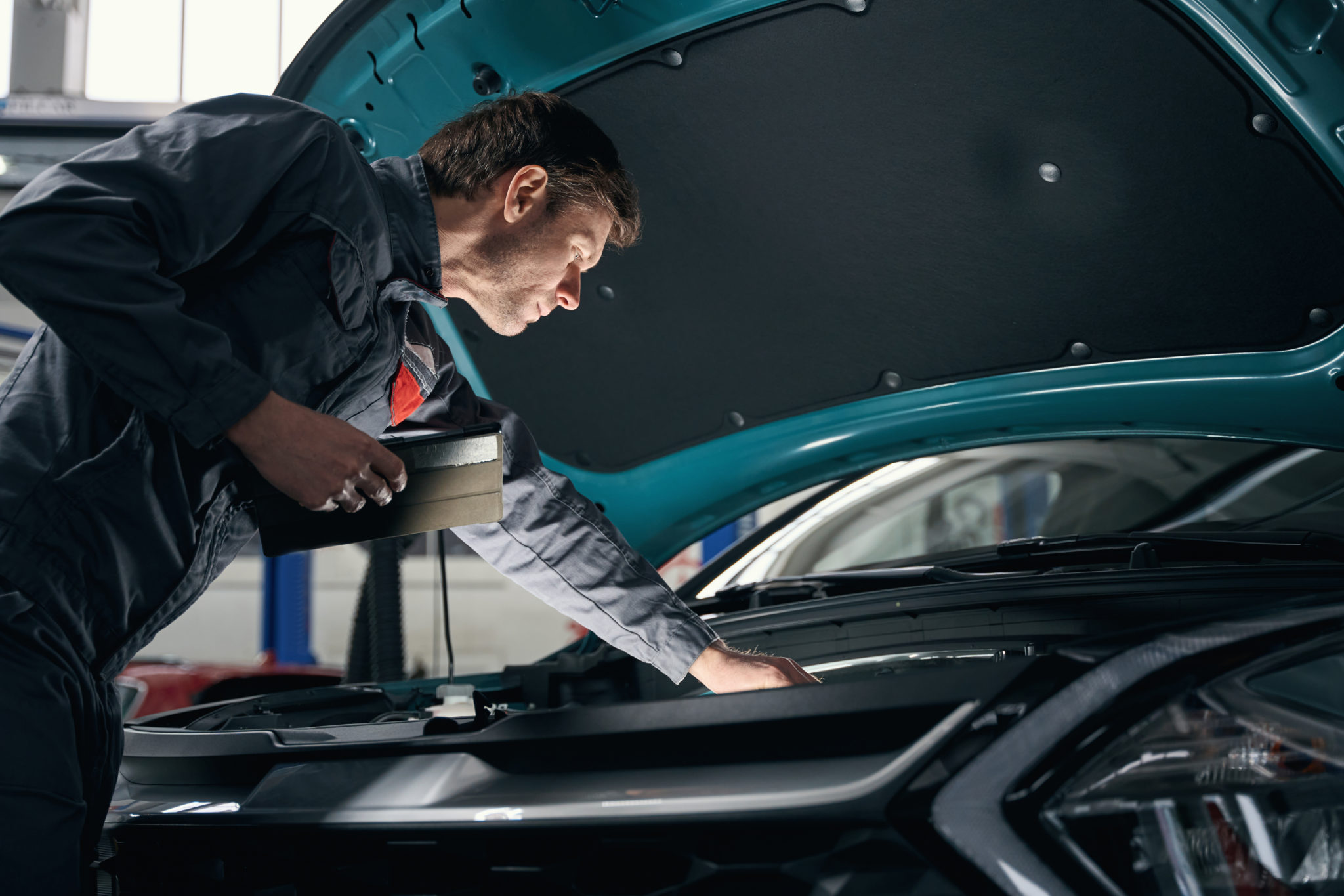 ¿Por qué que se enciende la luz del Check Engine? – Autolab